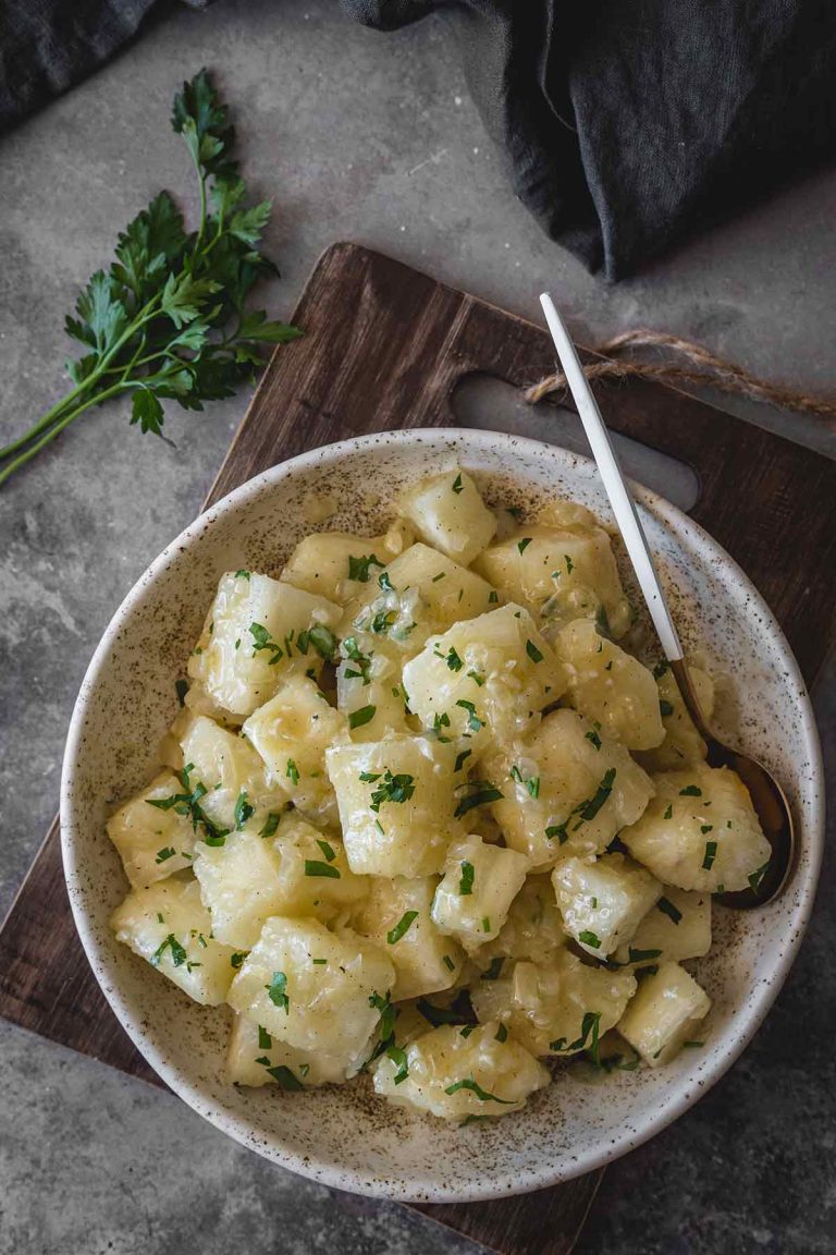 Cuban Yuca con Mojo (Yuca with Garlic Sauce) - Yummy Addiction