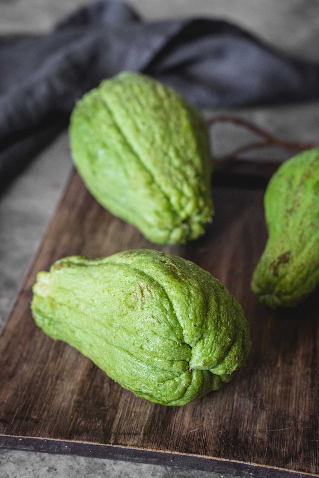 What Does Chayote Squash Taste Like and How to Eat it?