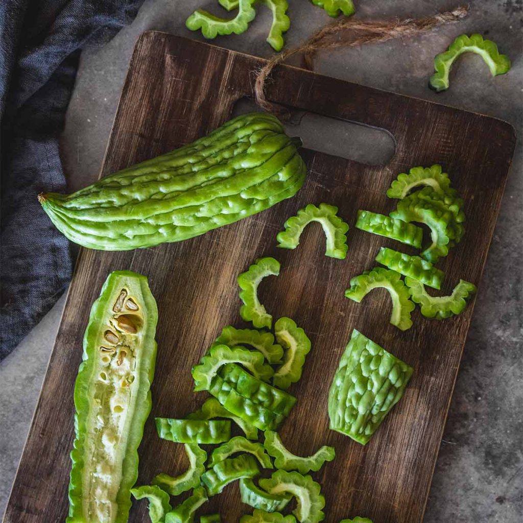 How to Prepare and Cook Bitter Melon (5 Methods)