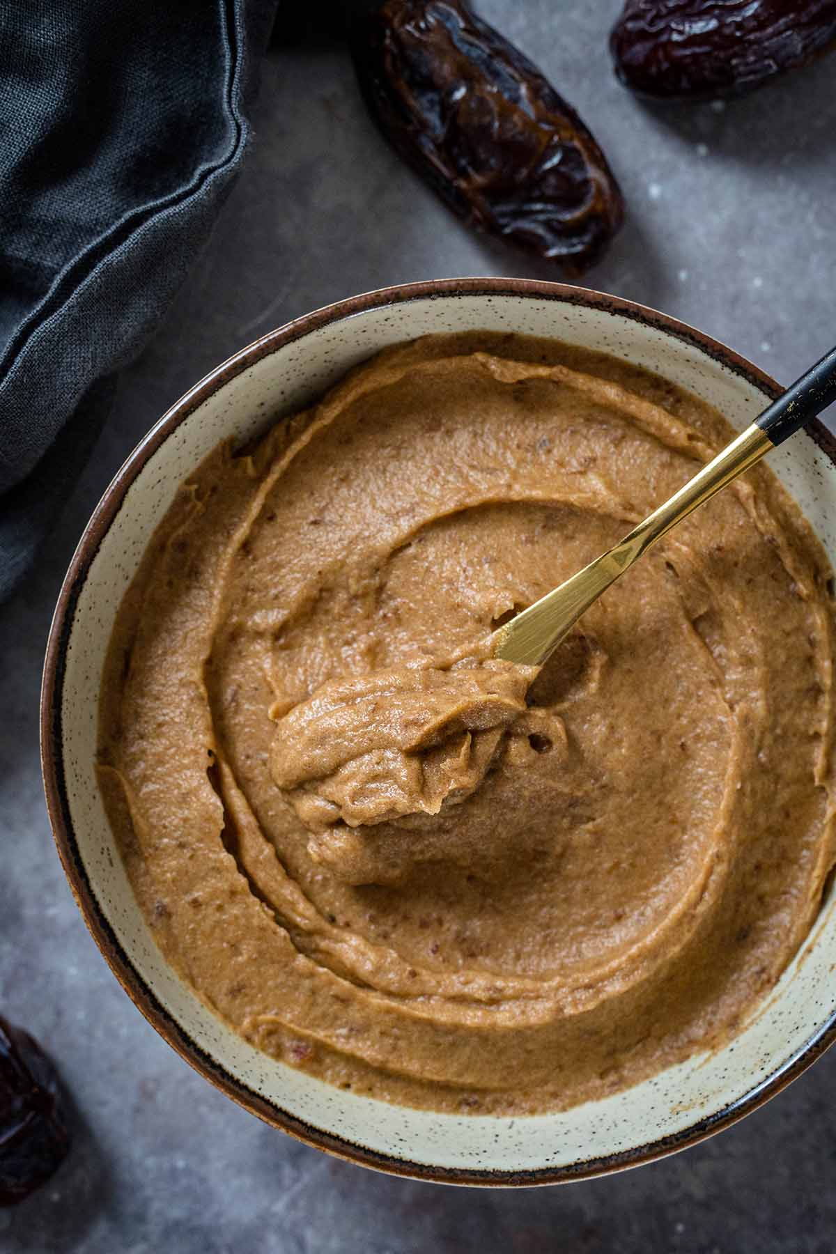 How to Make Date Paste at Home