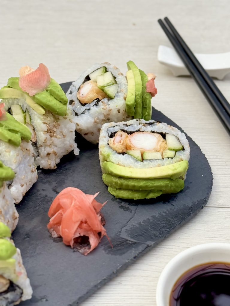 Dragon Rolls - Yummy Addiction